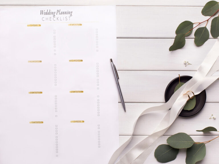 The Ultimate Wedding Planning Timeline Guide for Brides